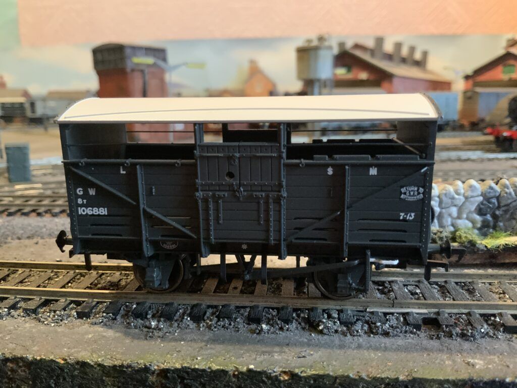 Bachmann 37-711 GWR Cattle wagon - Stanier Mogul Fund