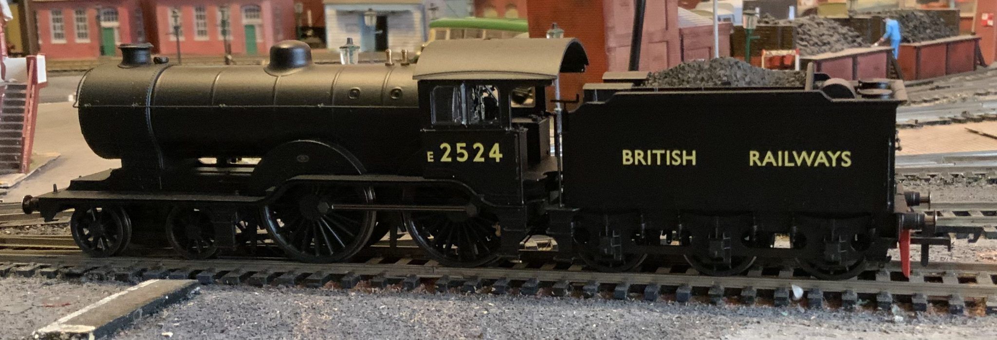 Hornby R3235 BR ex LNER E2524 D16 Class - Stanier Mogul Fund